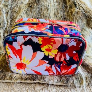 bebe | Bags | Bebe Makeup Bag | Poshmark